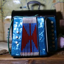 Игрушечная гармошка, рабочая / Винтажные куклы и игрушки детства ...