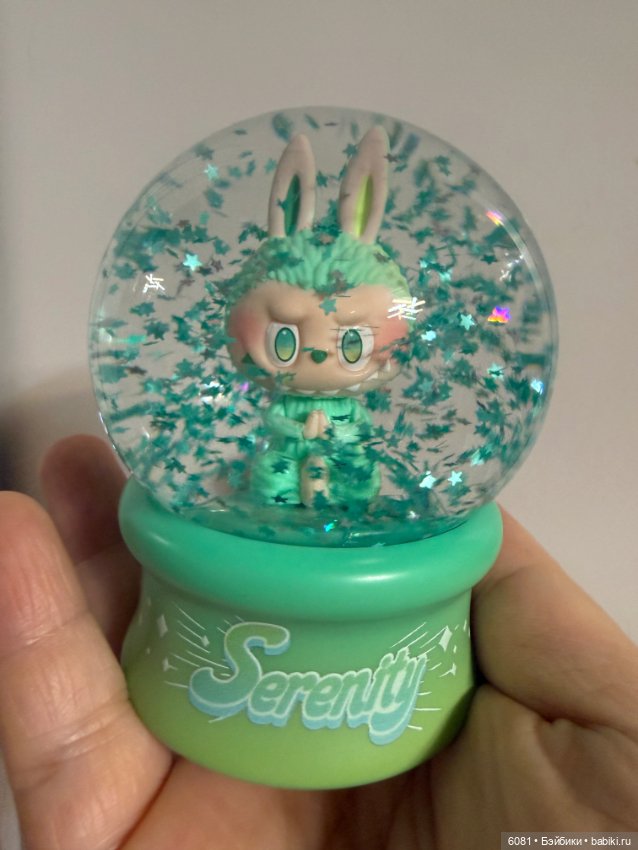 Коллекционные фигурки - Labubu big into energy snow globe купить в ...
