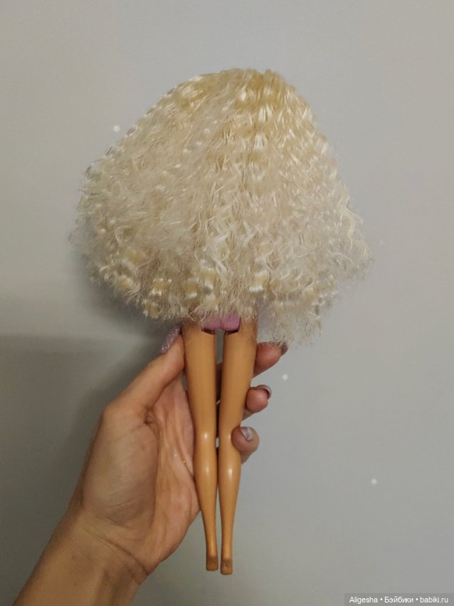 Винтажная кукла и игрушка детства - Locket Surprise Barbie 1993 купить ...